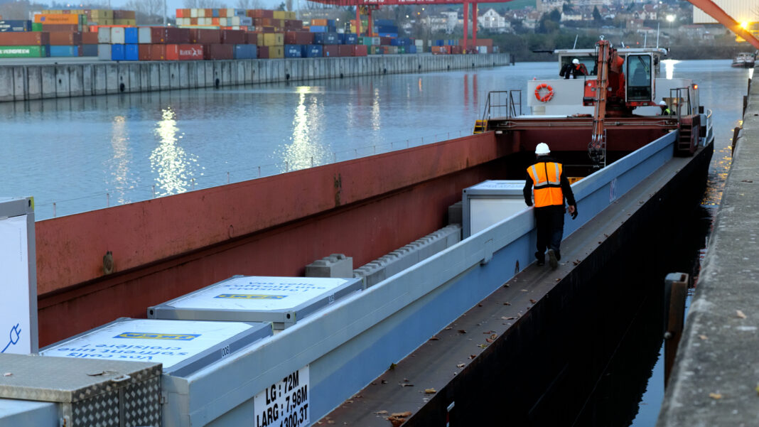 Ikea launches sustainable boat deliveries in Paris via the river Seine ...