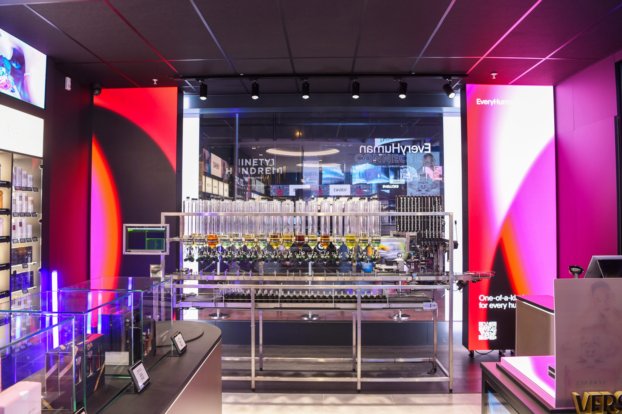 In pictures: The Fragrance Shop opens 'experimental' Oxford Street ...