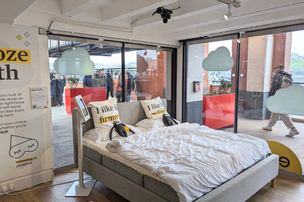 In pictures: eve Sleep launches first-ever 'Bed Battle' pop up in London - Retail Gazette